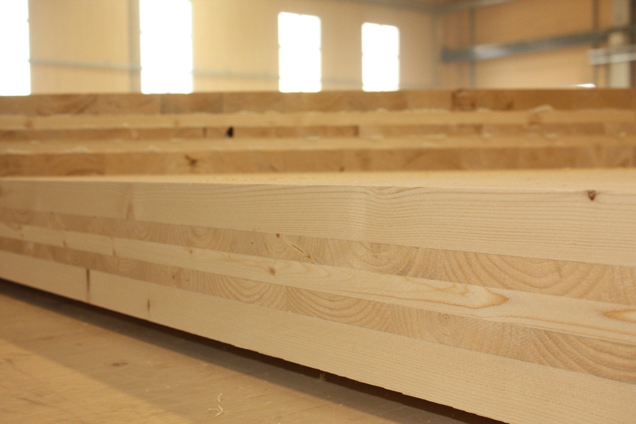 Red Stag baut CLT-Werk