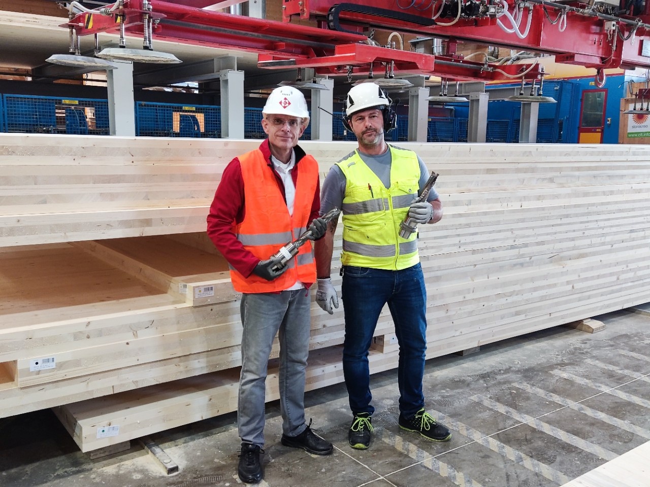 Komplexe CLT-Bearbeitung bei voller Leistung