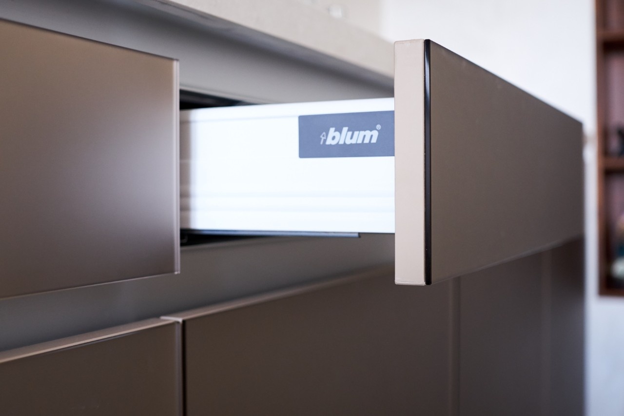 Blum integriert OL Beslag