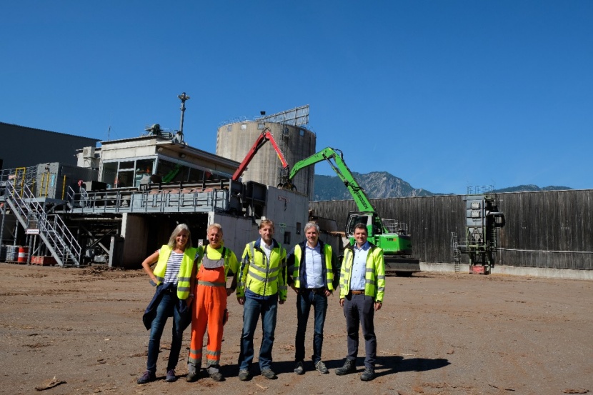 Rundholzplatz spielt alle Stücke