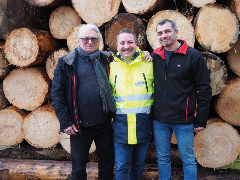 Neuer Rundholzplatz für Pappel und Fichte